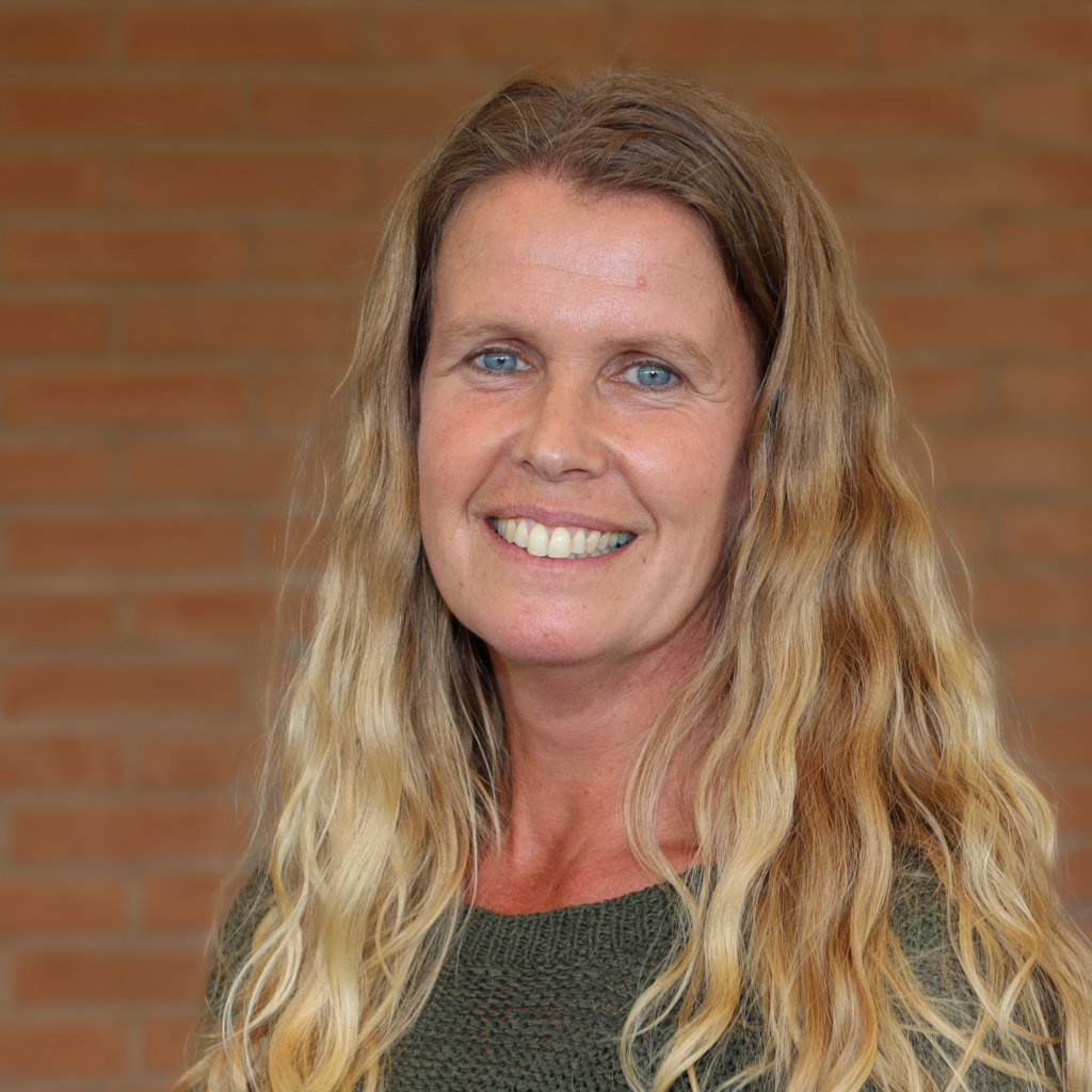 “Ik zie meiden tot bloei komen” – Annelies over het Leef- & leerhuis De ...